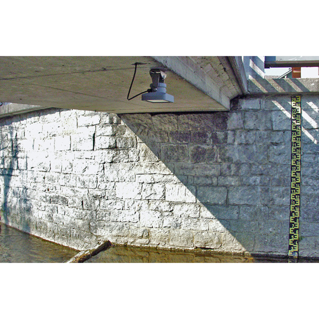 Sensor de nivel radar por impulsos de baja energía para agua ...